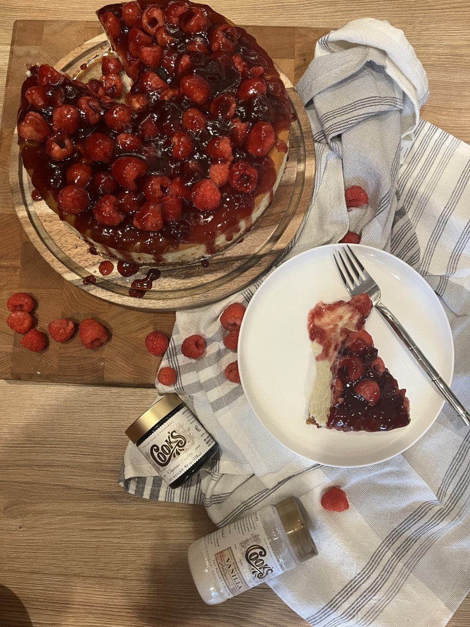 Raspberry Cheesecake & Cooks Vanilla